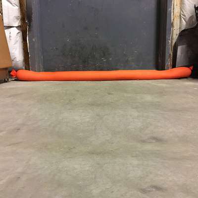 936692-2 Quick Dam Portable Flood Dam for Fresh or Saltwater, 2 1/2" H ...