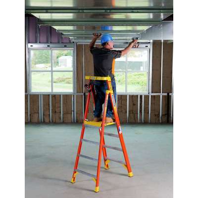 920834-8 Werner 3-Step, Fiberglass Platform Stepladder; 300 lb. Load ...